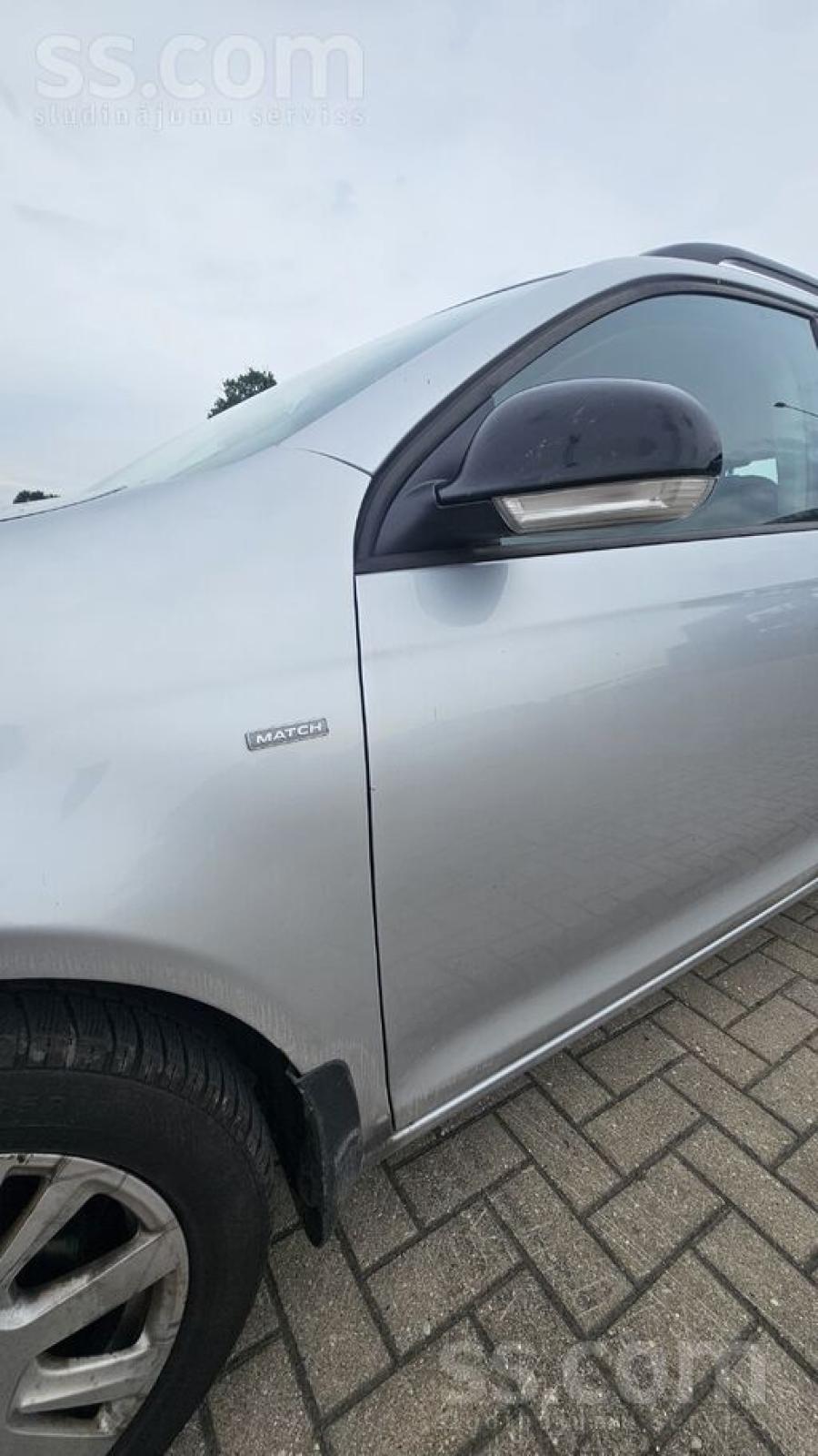 Pelēks Volkswagen Golf 2013 Valmiera, ar dzinēja tilpumu 1.60 L un nobraukumu 206 tūkst. km par 3800 €, foto 5 vietnē AUTOMOTO.COM.LV
