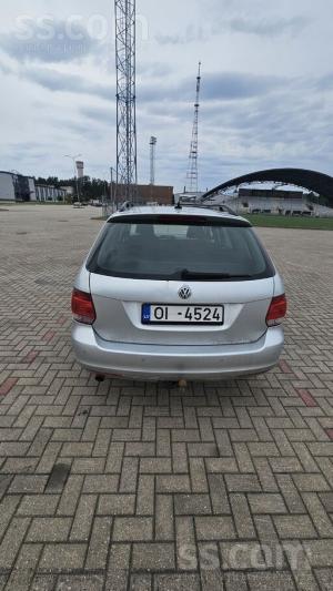 Pelēks Volkswagen Golf 2013 Valmiera, ar dzinēja tilpumu 1.60 L un nobraukumu 206 tūkst. km par 3800 €, foto 7 vietnē AUTOMOTO.COM.LV