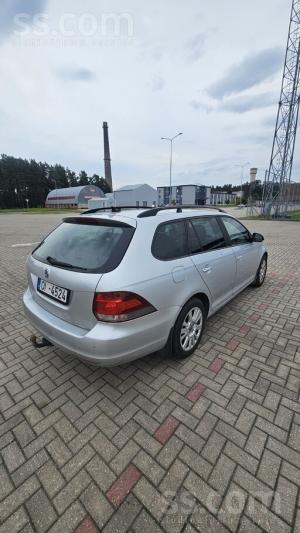 Pelēks Volkswagen Golf 2013 Valmiera, ar dzinēja tilpumu 1.60 L un nobraukumu 206 tūkst. km par 3800 €, foto 8 vietnē AUTOMOTO.COM.LV