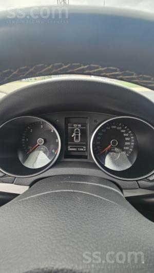 Pelēks Volkswagen Golf 2013 Valmiera, ar dzinēja tilpumu 1.60 L un nobraukumu 206 tūkst. km par 3800 €, foto 10 vietnē AUTOMOTO.COM.LV