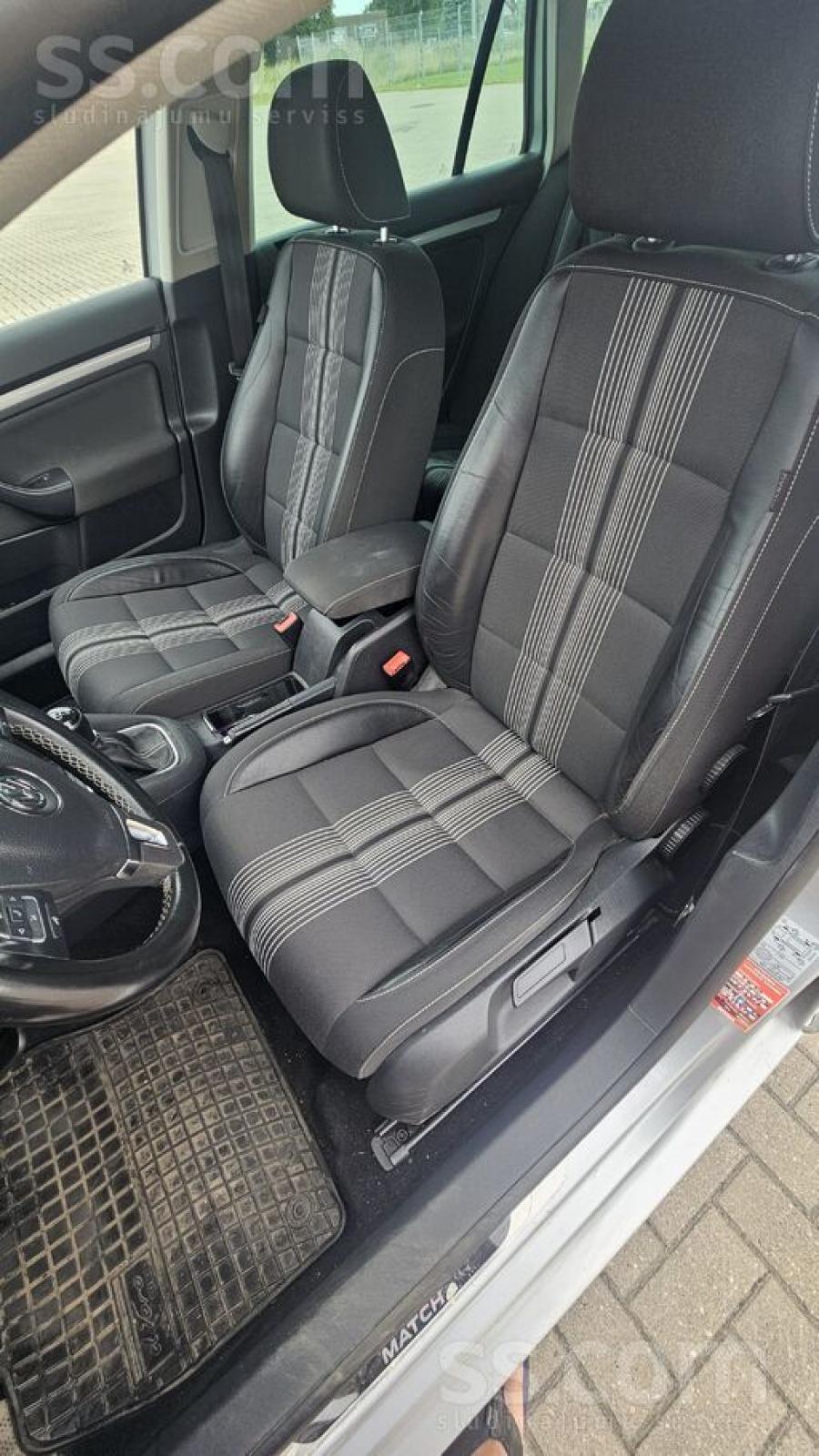 Pelēks Volkswagen Golf 2013 Valmiera, ar dzinēja tilpumu 1.60 L un nobraukumu 206 tūkst. km par 3800 €, foto 11 vietnē AUTOMOTO.COM.LV