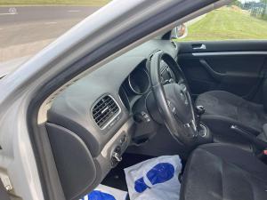 Grey Volkswagen Golf 2013 in Kaunas, with an engine capacity of 1.60 L and mileage of 268 thousand km for 3950 €, photo 19 on AUTOMOTO.COM.LV