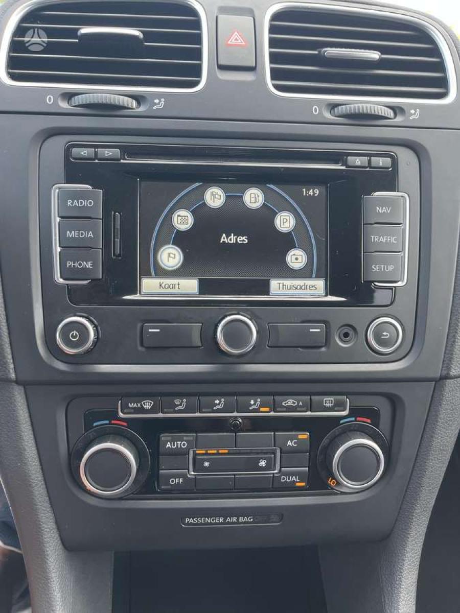 Grey Volkswagen Golf 2013 in Kaunas, with an engine capacity of 1.60 L and mileage of 268 thousand km for 3950 €, photo 23 on AUTOMOTO.COM.LV