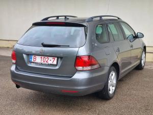 Pelēks Volkswagen Golf 2013 Ogre, ar dzinēja tilpumu 1.20 L un nobraukumu 209 tūkst. km par 5950 €, foto 7 vietnē AUTOMOTO.COM.LV