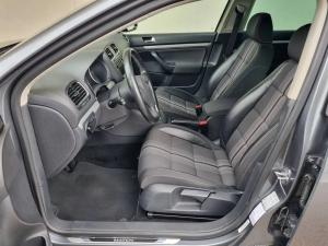 Pelēks Volkswagen Golf 2013 Ogre, ar dzinēja tilpumu 1.20 L un nobraukumu 209 tūkst. km par 5950 €, foto 11 vietnē AUTOMOTO.COM.LV