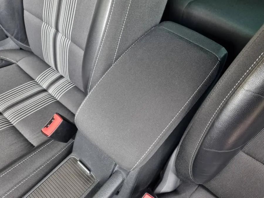 Pelēks Volkswagen Golf 2013 Ogre, ar dzinēja tilpumu 1.20 L un nobraukumu 209 tūkst. km par 5950 €, foto 16 vietnē AUTOMOTO.COM.LV