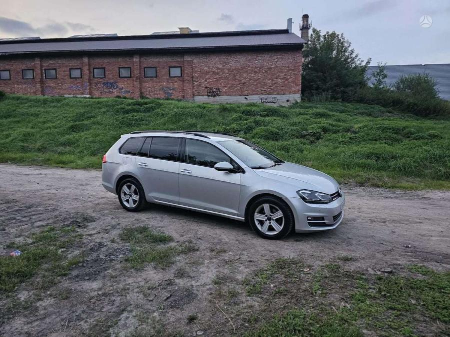 Pelēks Volkswagen Golf 2013 Kauņa, ar dzinēja tilpumu 1.60 L un nobraukumu 350 tūkst. km par 4100 €, foto 4 vietnē AUTOMOTO.COM.LV