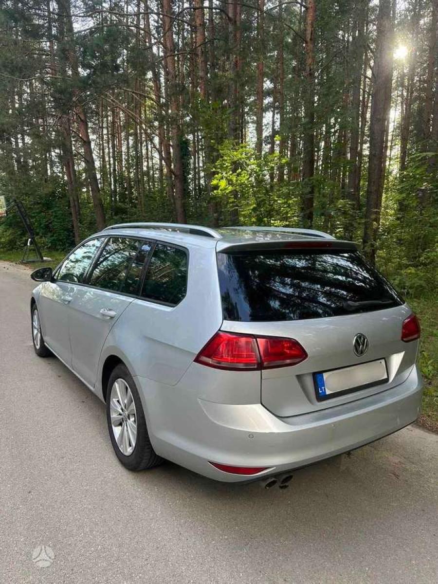 Grey Volkswagen Golf 2013 in Vilnius, with an engine capacity of 1.40 L and mileage of 324 thousand km for 3900 €, photo 7 on AUTOMOTO.COM.LV