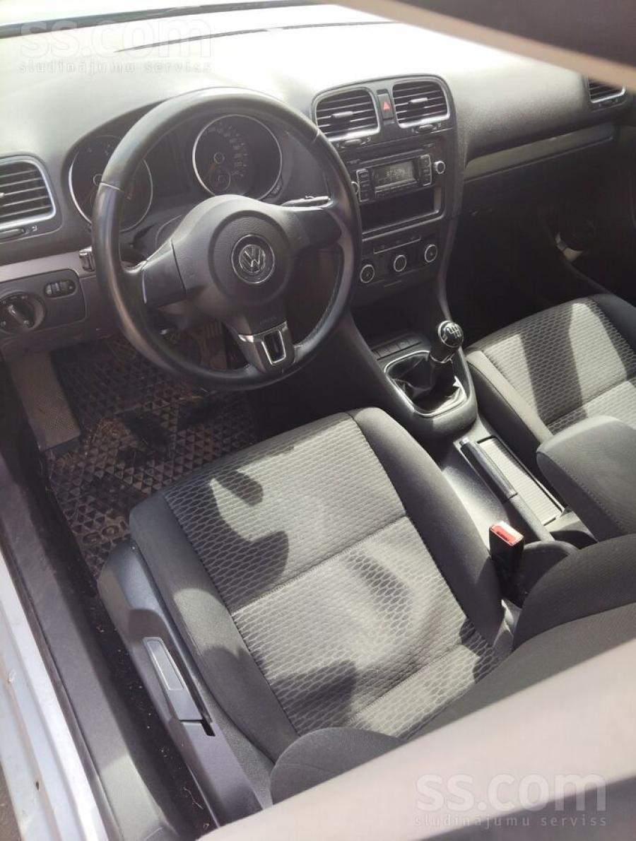 Grey Volkswagen Golf 2013 in Jurmala, with an engine capacity of 1.40 L and mileage of 215 thousand km for 2000 €, photo 5 on AUTOMOTO.COM.LV