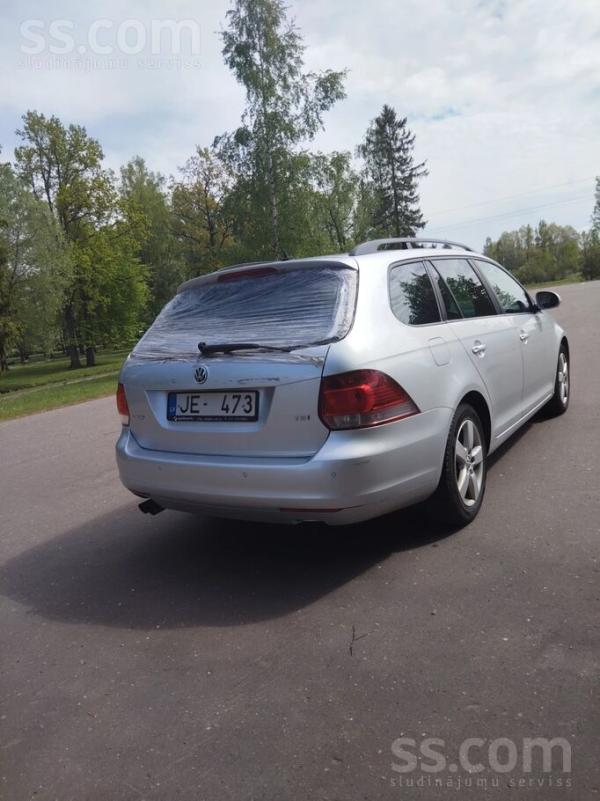 Grey Volkswagen Golf 2013 in Jurmala, with an engine capacity of 1.40 L and mileage of 215 thousand km for 2000 €, photo 4 on AUTOMOTO.COM.LV