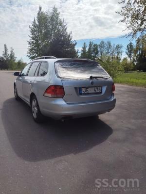 Grey Volkswagen Golf 2013 in Jurmala, with an engine capacity of 1.40 L and mileage of 215 thousand km for 2000 €, photo 5 on AUTOMOTO.COM.LV