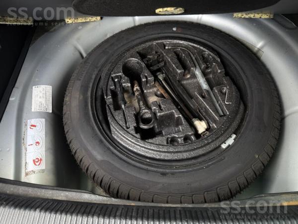 Фольксваген Гольф 2013 в Рига на AUTOMOTO.COM.LV Серый Фольксваген Гольф 2013 в Рига, объемом двигателя 1.40 л и пробегом 210 тыс. км за 2600 €, фото 9 на AUTOMOTO.COM.LV