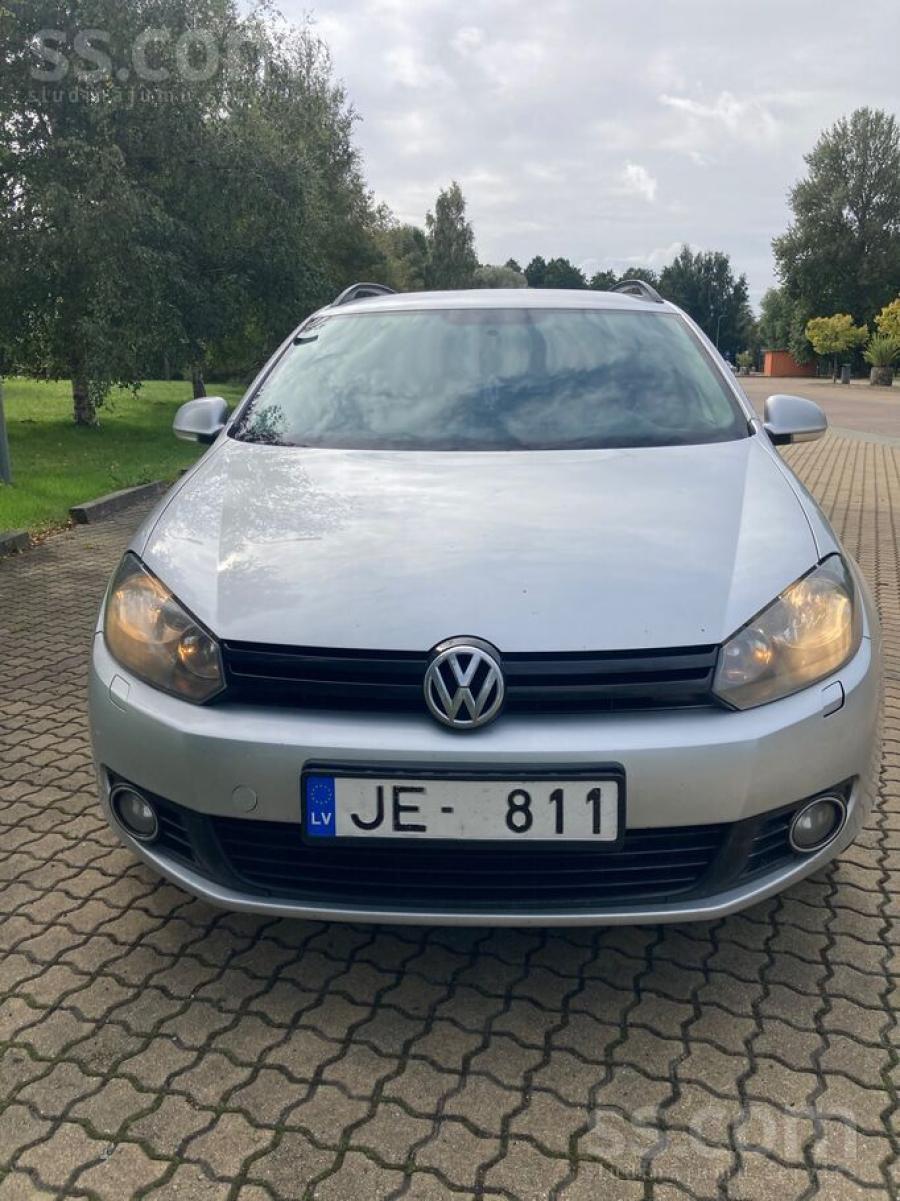 Pelēks Volkswagen Golf 2013 Ventspils, ar dzinēja tilpumu 1.60 L un nobraukumu 419 tūkst. km par 2500 €, foto 1 vietnē AUTOMOTO.COM.LV