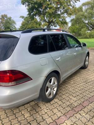 Pelēks Volkswagen Golf 2013 Ventspils, ar dzinēja tilpumu 1.60 L un nobraukumu 419 tūkst. km par 2500 €, foto 6 vietnē AUTOMOTO.COM.LV