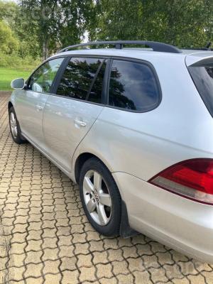 Pelēks Volkswagen Golf 2013 Ventspils, ar dzinēja tilpumu 1.60 L un nobraukumu 419 tūkst. km par 2500 €, foto 7 vietnē AUTOMOTO.COM.LV
