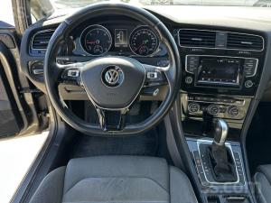 Pelēks Volkswagen Golf 2014 Rīga, ar dzinēja tilpumu 2.00 L un nobraukumu 224 tūkst. km par 7600 €, foto 12 vietnē AUTOMOTO.COM.LV