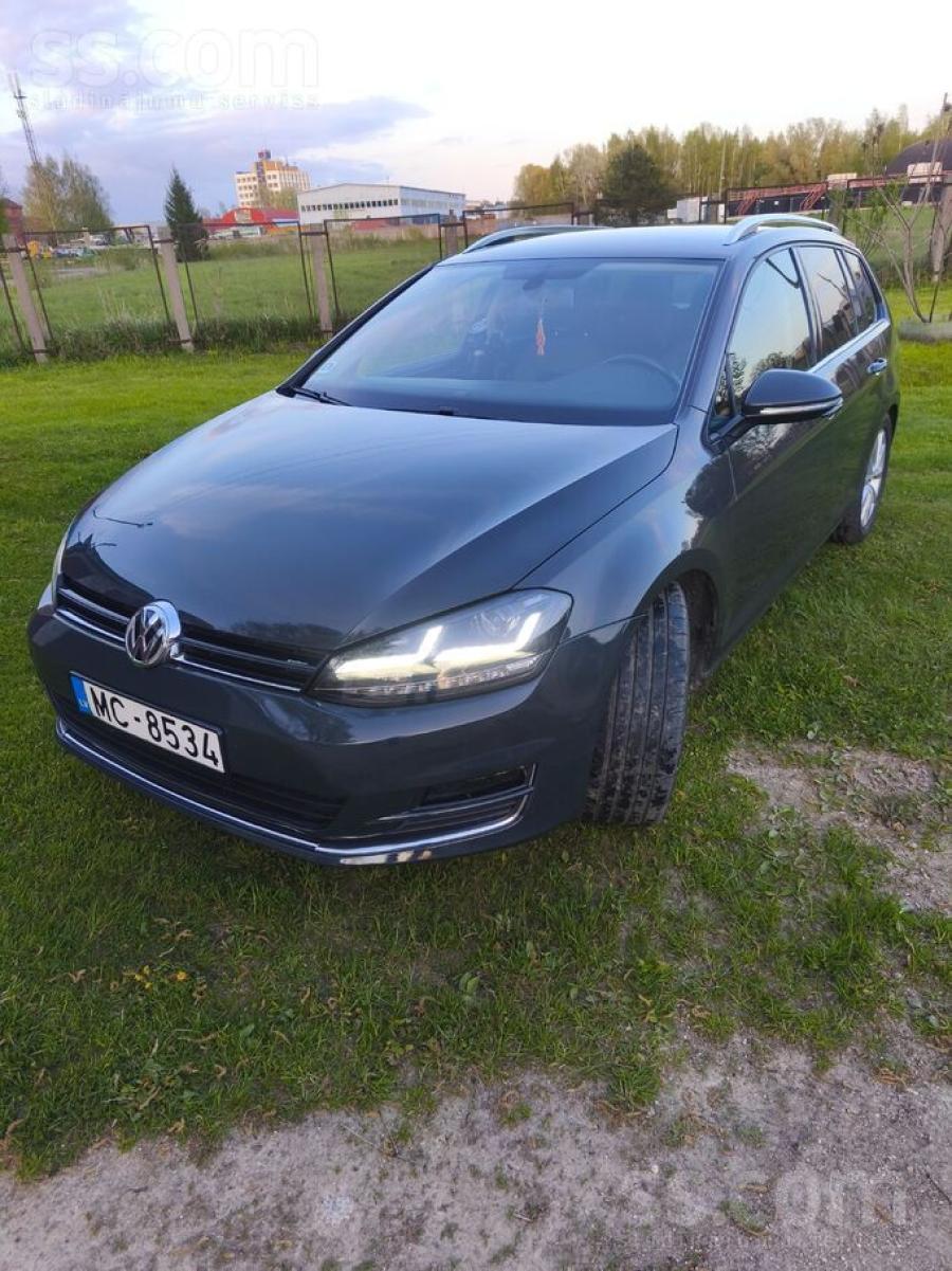 Grey Volkswagen Golf 2014 in Jelgava, with an engine capacity of 1.60 L and mileage of 222 thousand km for 7398 €, photo 1 on AUTOMOTO.COM.LV