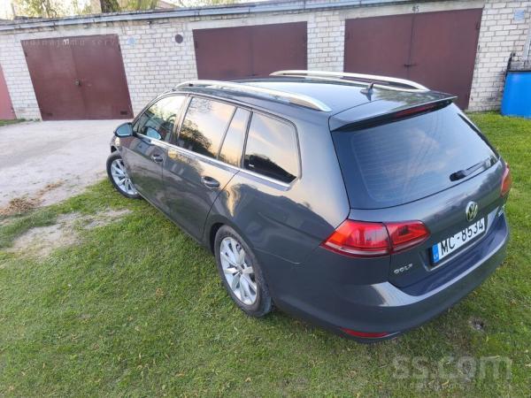 Grey Volkswagen Golf 2014 in Jelgava, with an engine capacity of 1.60 L and mileage of 222 thousand km for 7398 €, photo 3 on AUTOMOTO.COM.LV