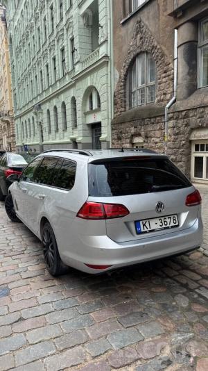 Grey Volkswagen Golf 2014 in Riga, with an engine capacity of 2.00 L and mileage of 310 thousand km for 6999 €, photo 3 on AUTOMOTO.COM.LV