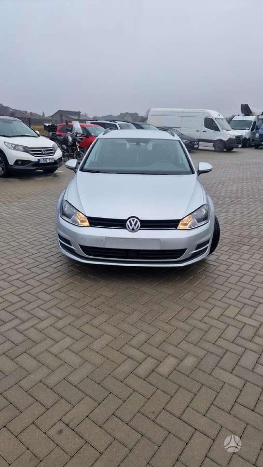 Pelēks Volkswagen Golf 2014 Tauragė, ar dzinēja tilpumu 1.60 L un nobraukumu 289 tūkst. km par 4900 €, foto 3 vietnē AUTOMOTO.COM.LV