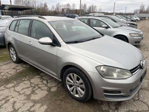 Grey Volkswagen Golf 2014 in Panevezys, with an engine capacity of 1.60 L and mileage of 239 thousand km for 5500 €, photo 3 on AUTOMOTO.COM.LV