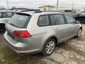 Grey Volkswagen Golf 2014 in Panevezys, with an engine capacity of 1.60 L and mileage of 239 thousand km for 5500 €, photo 4 on AUTOMOTO.COM.LV