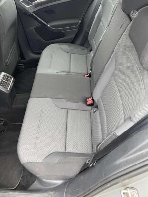 Grey Volkswagen Golf 2014 in Panevezys, with an engine capacity of 1.60 L and mileage of 239 thousand km for 5500 €, photo 8 on AUTOMOTO.COM.LV
