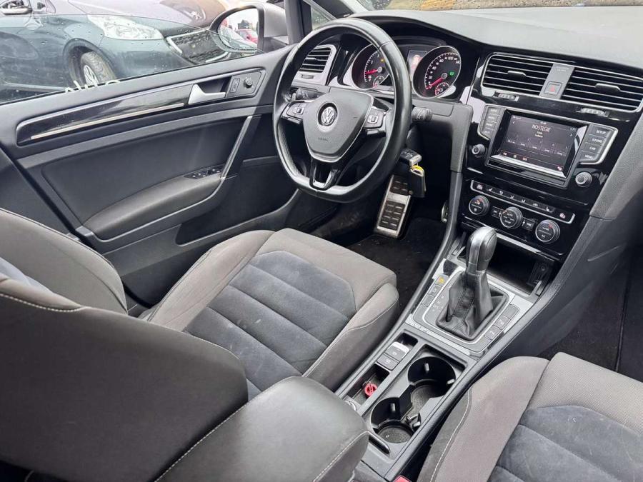 Pelēks Volkswagen Golf 2014 Kauņa, ar dzinēja tilpumu 1.40 L un nobraukumu 234 tūkst. km par 5550 €, foto 19 vietnē AUTOMOTO.COM.LV