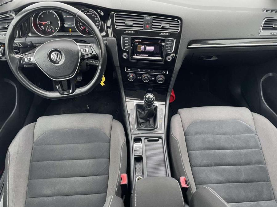 Pelēks Volkswagen Golf 2014 Viļņa, ar dzinēja tilpumu 1.60 L un nobraukumu 207 tūkst. km par 5850 €, foto 5 vietnē AUTOMOTO.COM.LV