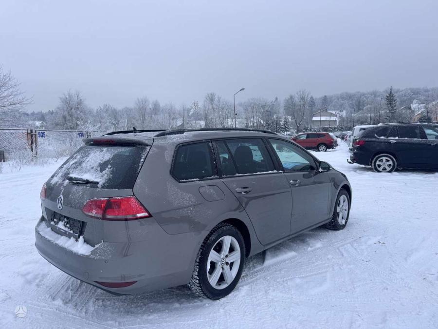 Pelēks Volkswagen Golf 2014 Alīta, ar dzinēja tilpumu 1.60 L un nobraukumu 255 tūkst. km par 6990 €, foto 9 vietnē AUTOMOTO.COM.LV