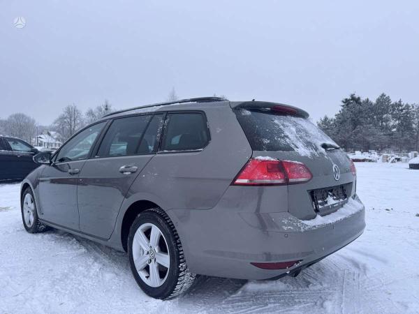Grey Volkswagen Golf 2014 in Alytus, with an engine capacity of 1.60 L and mileage of 255 thousand km for 6990 €, photo 10 on AUTOMOTO.COM.LV
