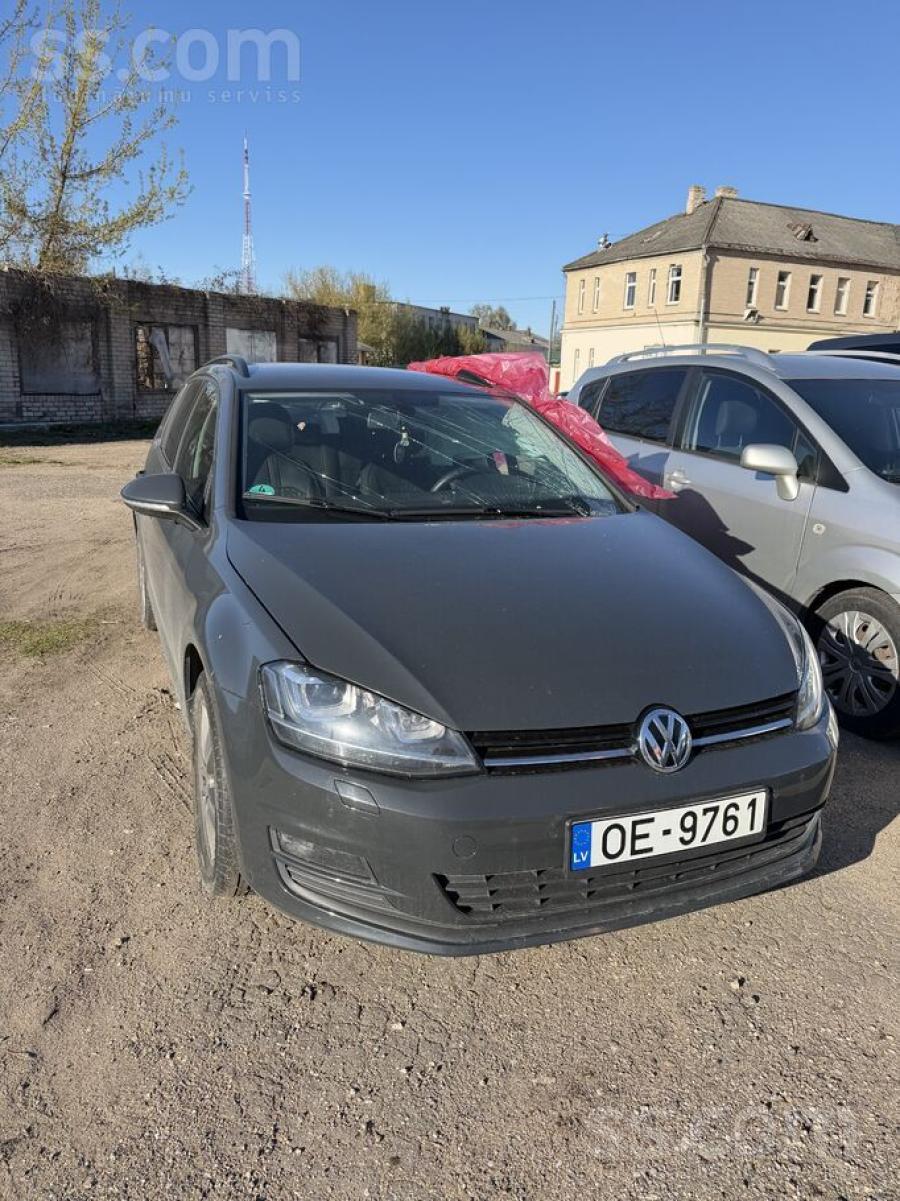 Pelēks Volkswagen Golf 2014 Daugavpils, ar dzinēja tilpumu 1.60 L un nobraukumu 0 tūkst. km par 2300 €, foto 7 vietnē AUTOMOTO.COM.LV