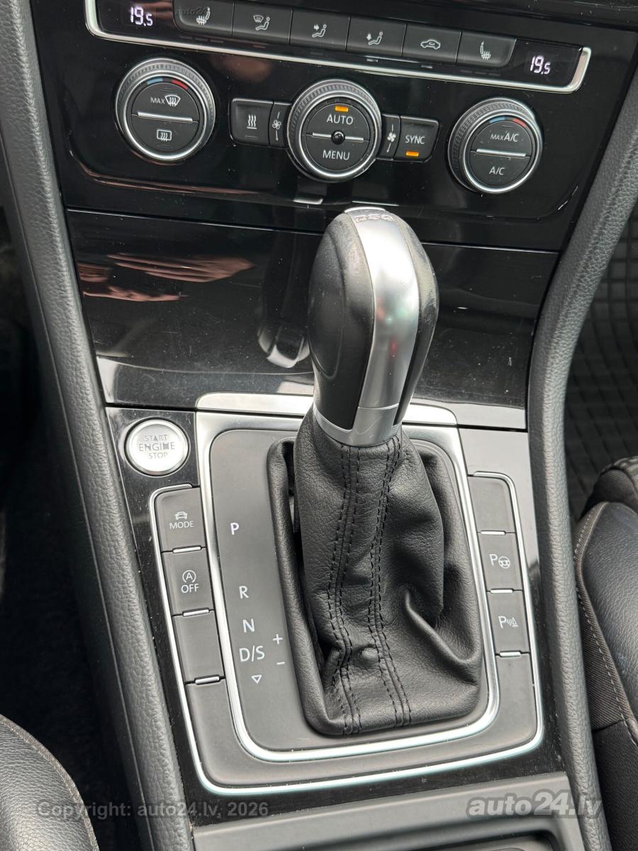 Grey Volkswagen Golf 2014 in Tallinn, with an engine capacity of 2.00 L and mileage of 280 thousand km for 5999 €, photo 13 on AUTOMOTO.COM.LV