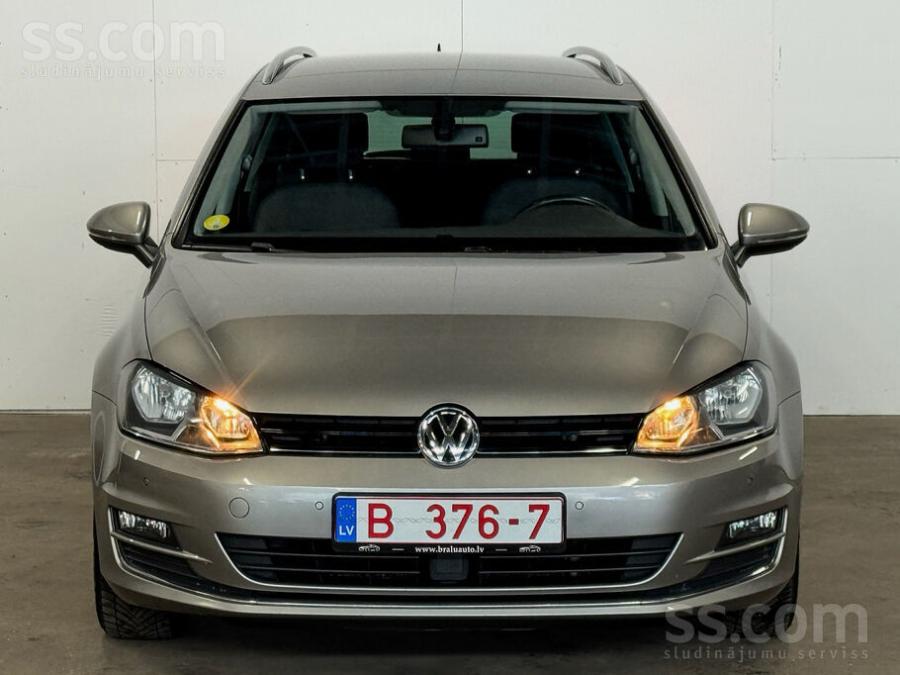 Grey Volkswagen Golf 2014 in Jurmala, with an engine capacity of 1.60 L and mileage of 226 thousand km for 7450 €, photo 4 on AUTOMOTO.COM.LV
