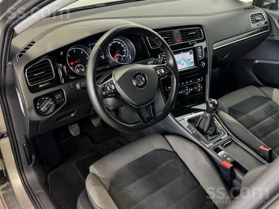Grey Volkswagen Golf 2014 in Jurmala, with an engine capacity of 1.60 L and mileage of 226 thousand km for 7450 €, photo 14 on AUTOMOTO.COM.LV