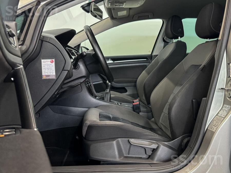 Grey Volkswagen Golf 2014 in Jurmala, with an engine capacity of 1.60 L and mileage of 226 thousand km for 7450 €, photo 15 on AUTOMOTO.COM.LV