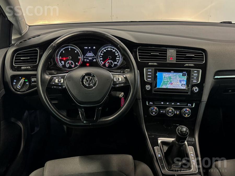 Grey Volkswagen Golf 2014 in Jurmala, with an engine capacity of 1.60 L and mileage of 226 thousand km for 7450 €, photo 22 on AUTOMOTO.COM.LV