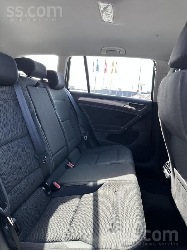 Pelēks Volkswagen Golf 2014 Rīga, ar dzinēja tilpumu 2.00 L un nobraukumu 241 tūkst. km par 5300 €, foto 7 vietnē AUTOMOTO.COM.LV