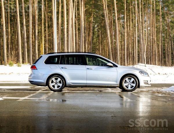 Grey Volkswagen Golf 2014 in Riga, with an engine capacity of 1.60 L and mileage of 362 thousand km for 4790 €, photo 8 on AUTOMOTO.COM.LV