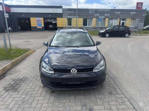 Grey Volkswagen Golf 2014 in Kaunas, with an engine capacity of 1.60 L and mileage of 219 thousand km for 5350 €, photo 3 on AUTOMOTO.COM.LV
