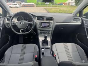 Grey Volkswagen Golf 2014 in Kaunas, with an engine capacity of 1.60 L and mileage of 219 thousand km for 5350 €, photo 7 on AUTOMOTO.COM.LV