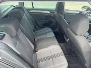 Grey Volkswagen Golf 2014 in Kaunas, with an engine capacity of 1.60 L and mileage of 219 thousand km for 5350 €, photo 11 on AUTOMOTO.COM.LV