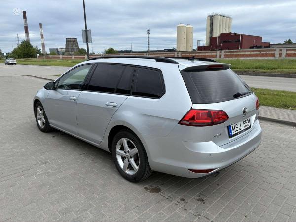 Pelēks Volkswagen Golf 2014 Kauņa, ar dzinēja tilpumu 1.60 L un nobraukumu 242 tūkst. km par 6700 €, foto 2 vietnē AUTOMOTO.COM.LV
