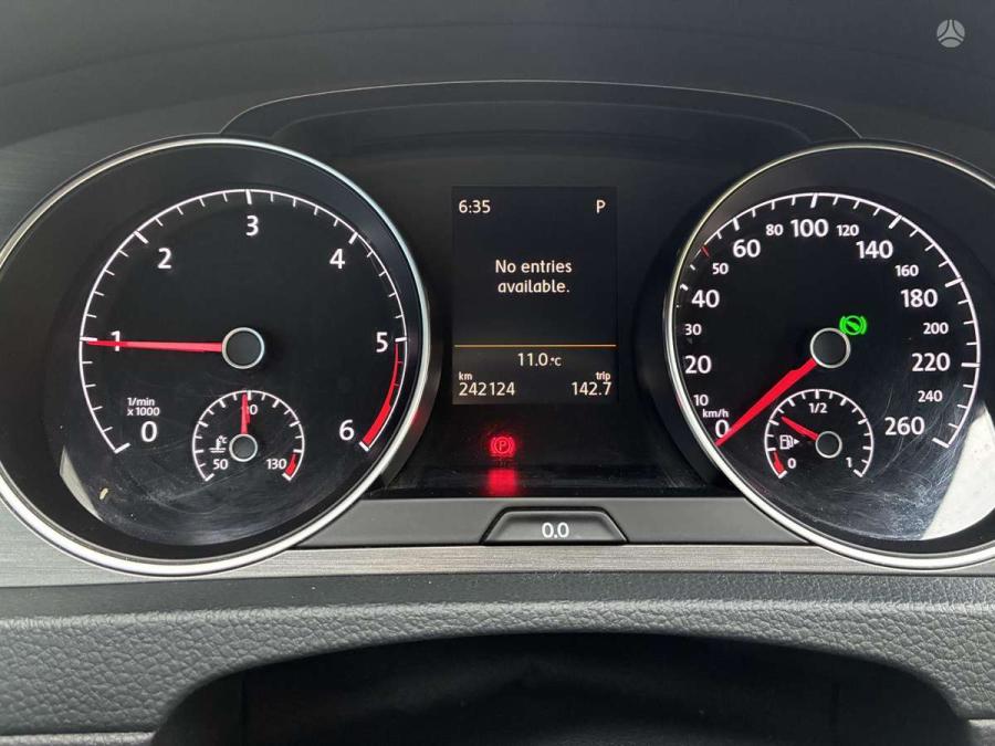 Pelēks Volkswagen Golf 2014 Kauņa, ar dzinēja tilpumu 1.60 L un nobraukumu 242 tūkst. km par 6700 €, foto 10 vietnē AUTOMOTO.COM.LV