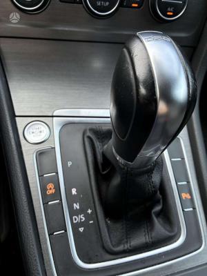 Pelēks Volkswagen Golf 2014 Kauņa, ar dzinēja tilpumu 1.60 L un nobraukumu 242 tūkst. km par 6700 €, foto 11 vietnē AUTOMOTO.COM.LV