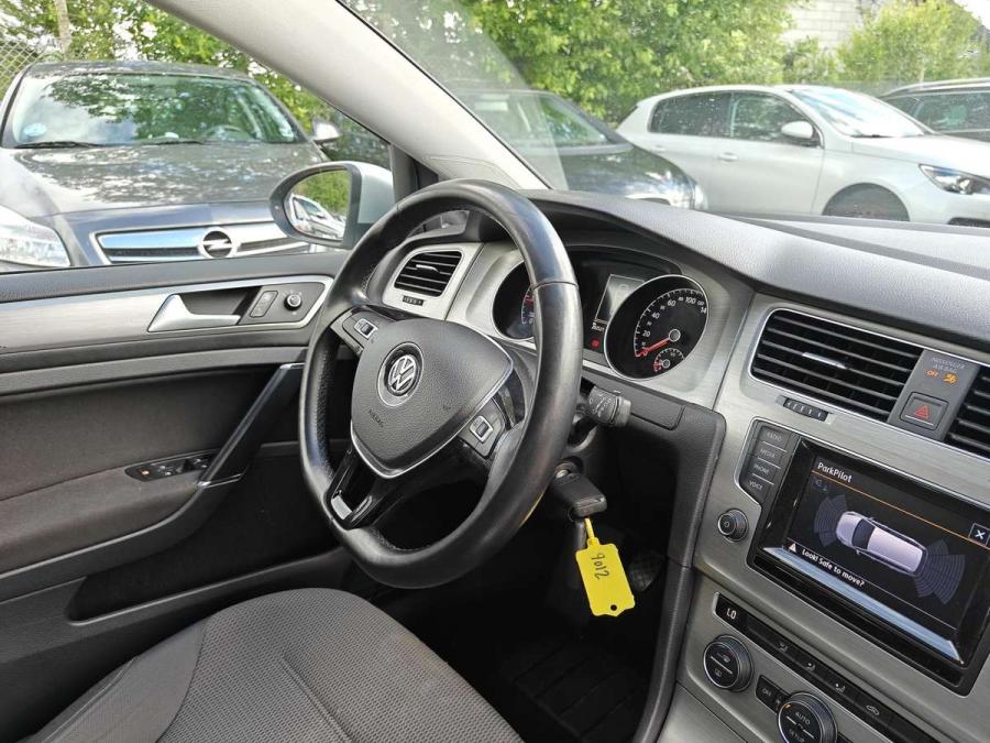 Pelēks Volkswagen Golf 2014 Viļņa, ar dzinēja tilpumu 1.60 L un nobraukumu 292 tūkst. km par 4300 €, foto 11 vietnē AUTOMOTO.COM.LV