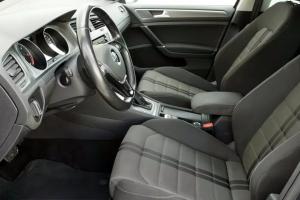 Pelēks Volkswagen Golf 2014 Rīga, ar dzinēja tilpumu 1.60 L un nobraukumu 165 tūkst. km par 7700 €, foto 11 vietnē AUTOMOTO.COM.LV