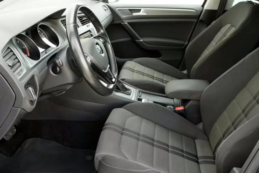 Pelēks Volkswagen Golf 2014 Rīga, ar dzinēja tilpumu 1.60 L un nobraukumu 165 tūkst. km par 7700 €, foto 11 vietnē AUTOMOTO.COM.LV