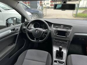 Grey Volkswagen Golf 2014 in Talsi, with an engine capacity of 1.60 L and mileage of 273 thousand km for 4400 €, photo 9 on AUTOMOTO.COM.LV