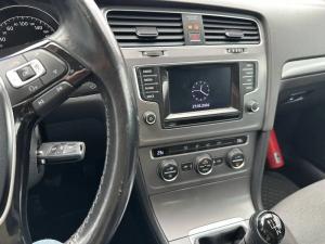 Grey Volkswagen Golf 2014 in Talsi, with an engine capacity of 1.60 L and mileage of 273 thousand km for 4400 €, photo 16 on AUTOMOTO.COM.LV